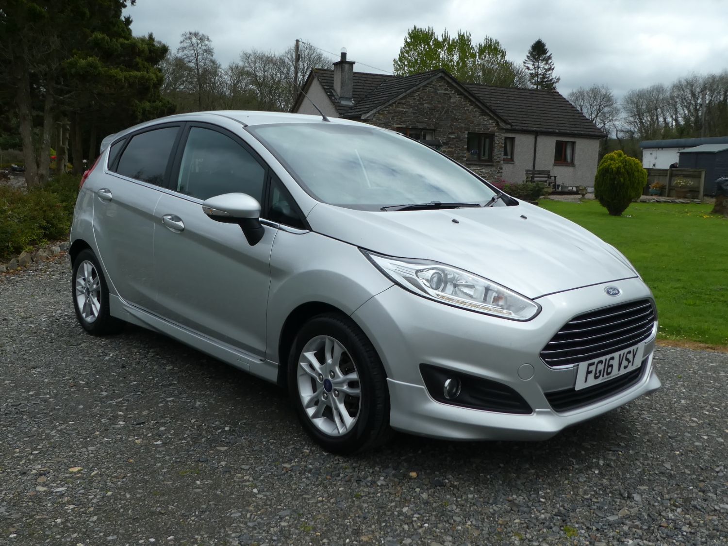 SOLD - Used FORD FIESTA 2016 Silver in Lifton, Devon | Lifton Bridge ...